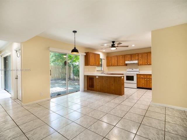 8209 SW 24th St Unit 19C, North Lauderdale, FL 33068