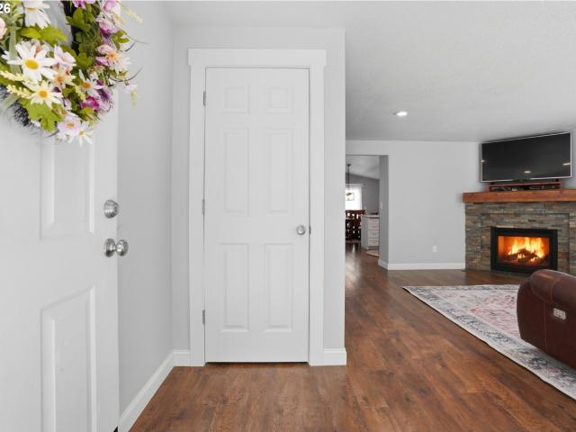 8200 NE 153RD CT