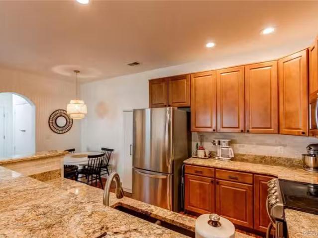 8200 E 8TH AVE APT 5101, DENVER, CO 80230 Condo/Townhome For S.