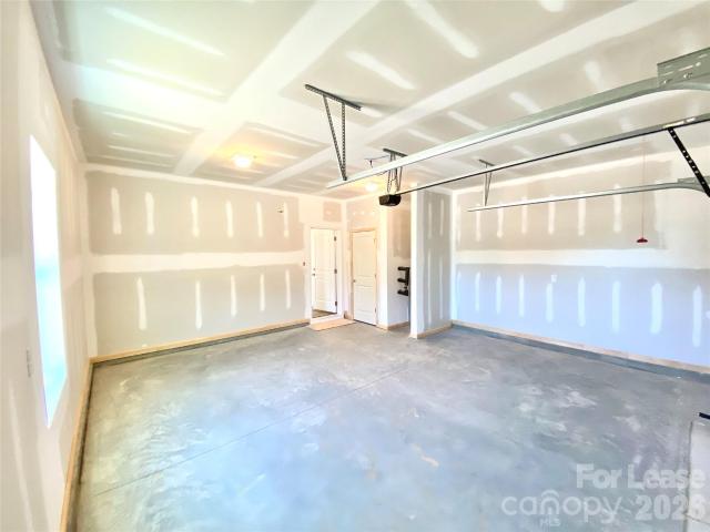 8200 Waxhaw Highway