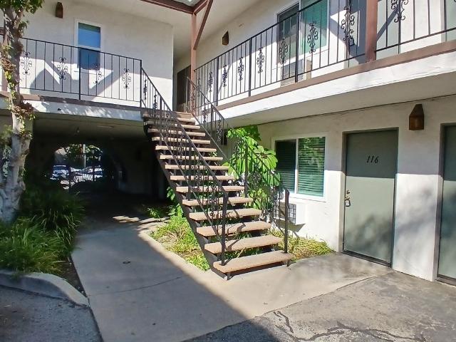 8200 Wilshire K2 LLC