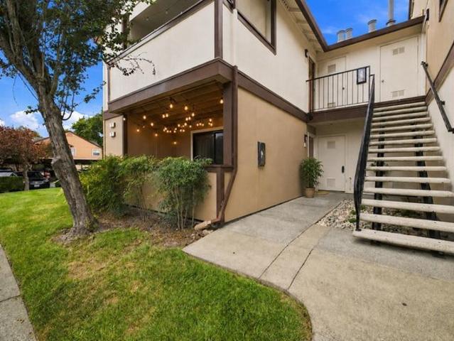 8201 Camino Colegio Apt 89, Rohnert Park, CA 94928