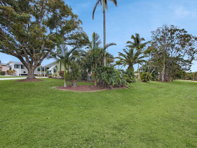8201 Cinnamon Ln, Port St. Lucie, FL 34952 | MLS #R11139