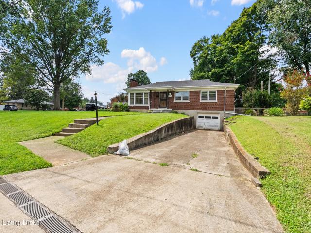 8201 Denise Dr