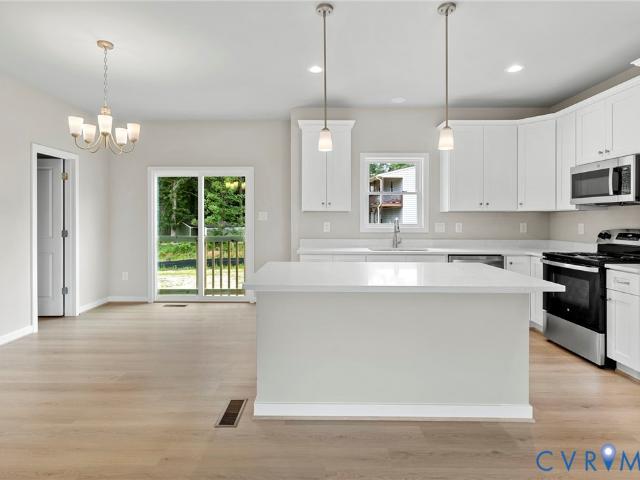 8201 Excaliber Pl, North Chesterfield, VA 23237 | MLS #2525