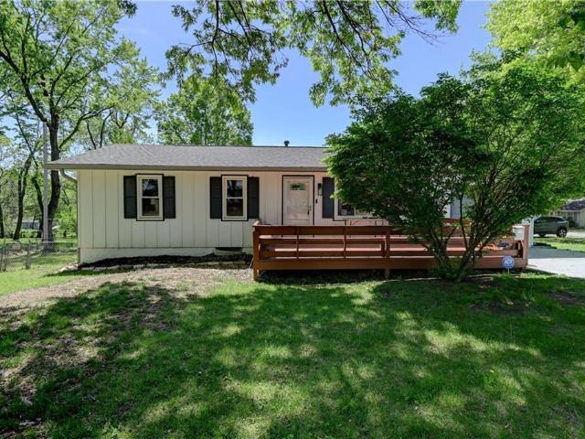 8201 E 110th St, Kansas City, MO 64134 | MLS #2616 | Compass