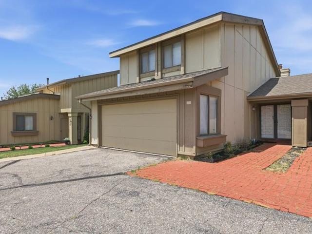 8201 E Harry St Apt 1001, Wichita, KS 67207