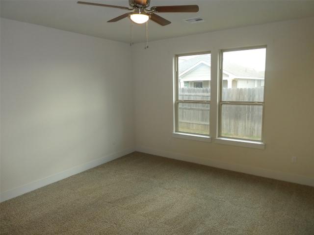 8201 Greyhawk Cv, Austin, TX 78744 | MLS #1406