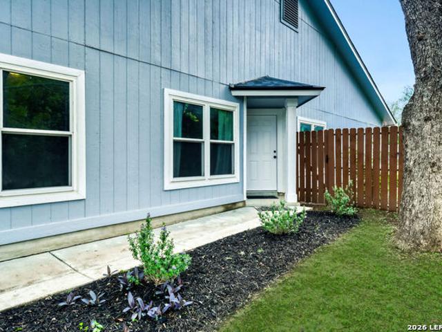 8201 Rimline Dr