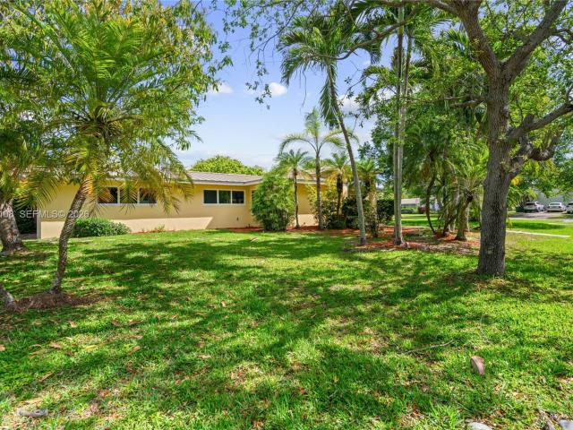 8201 SW 150th Dr, Palmetto Bay, FL 33158 | MLS #A11991
