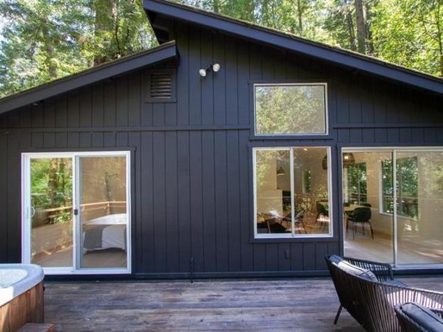 8201 Tyrone Rd, Monte Rio, CA 95462