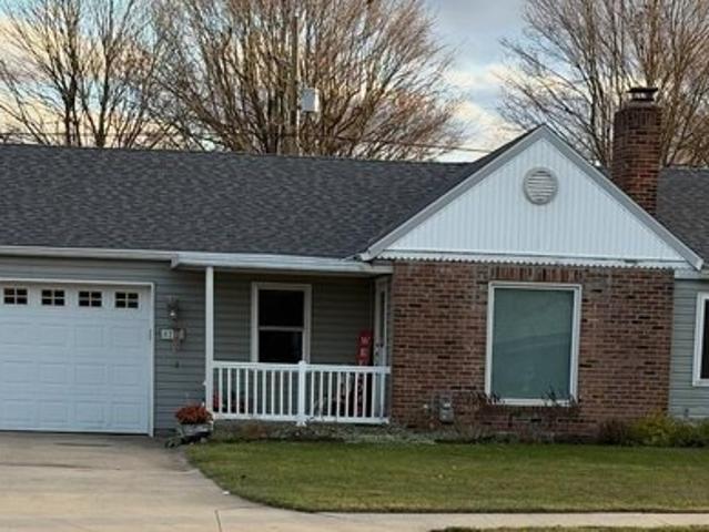 8201 W Smith St, Yorktown, IN 47396