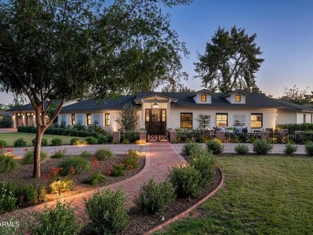 8202 N 74th Pl, Scottsdale, AZ 85258