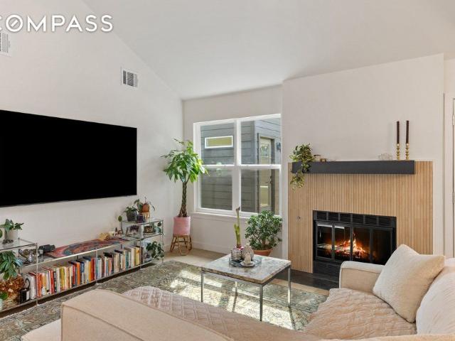 8202 Cache Dr, Austin, TX