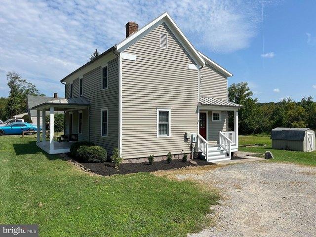8203 Buckland Mill Rd, Gainesville, VA 20155
