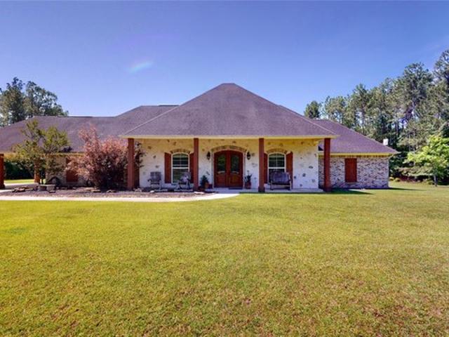 8203 Dakota Dr, Lumberton, TX 77657