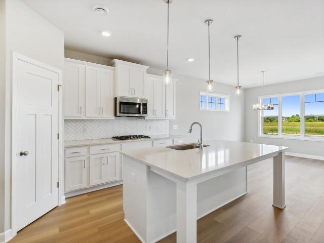 8203 Haywood Dr, Circle Pines, MN 55014 | MLS #6821