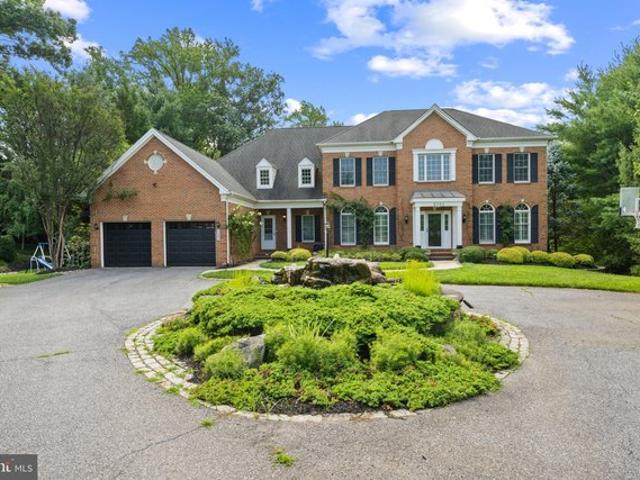 8203 Pumpkin Hill Ct, Baltimore, MD 21208