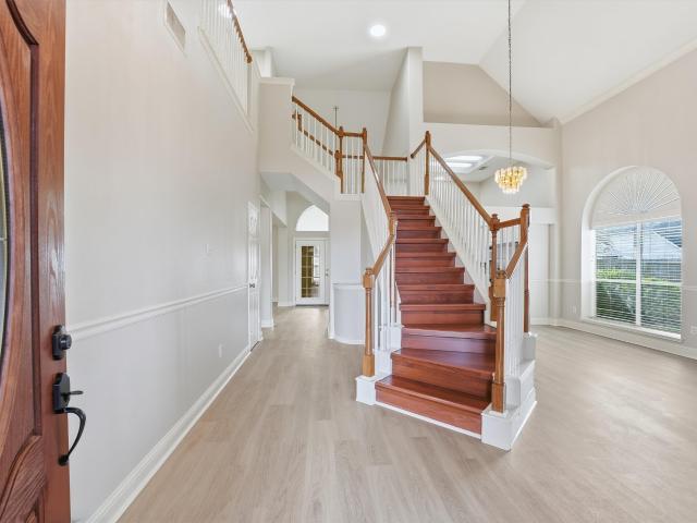 8203 Poplar Court