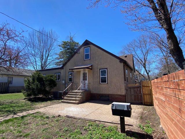 820 14th Avenue S