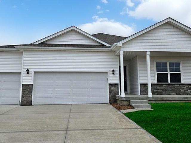 820 2nd St NE, Altoona, IA 50009