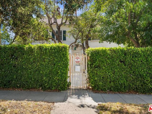 820 5th Avenue