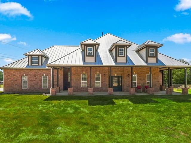 820 Copper Woods Ln, Copper Canyon, TX 75077