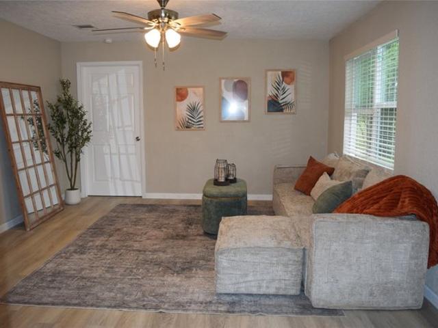820 Camp Seale Rd, Livingston, TX 77351