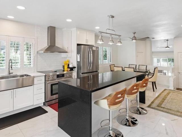 820 Cardamom Ct, Chula Vista, CA 91910