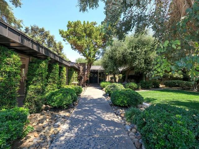 820 Charles St, Hughson, CA 95326