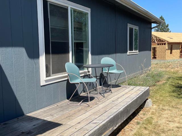 820 Crest Drive