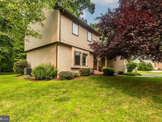 820 Bezel Rd, Wilmington, DE 19803