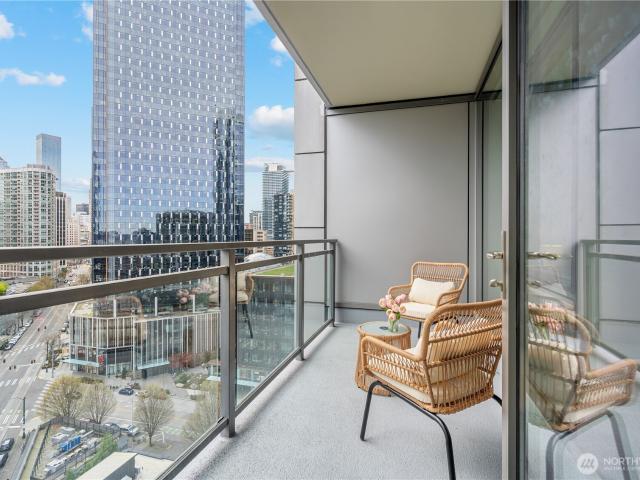 820 Blanchard St, Unit 1506, Seattle, WA 98121 | Compass