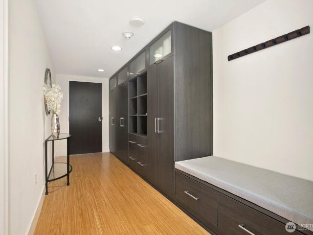 820 Blanchard Street # 910