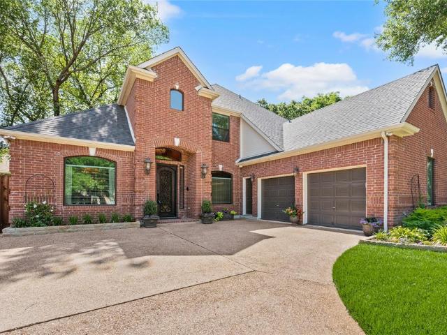 820 Glen Garry Drive