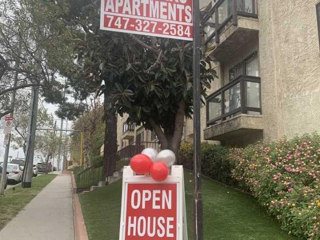 820 Glenoaks Apartments Studio Apartment for Rent at 10820 Glenoaks Blvd, Los Angeles, CA 91331 Pacoima