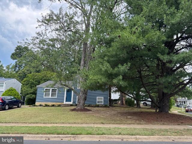 820 Grimsby Garth
