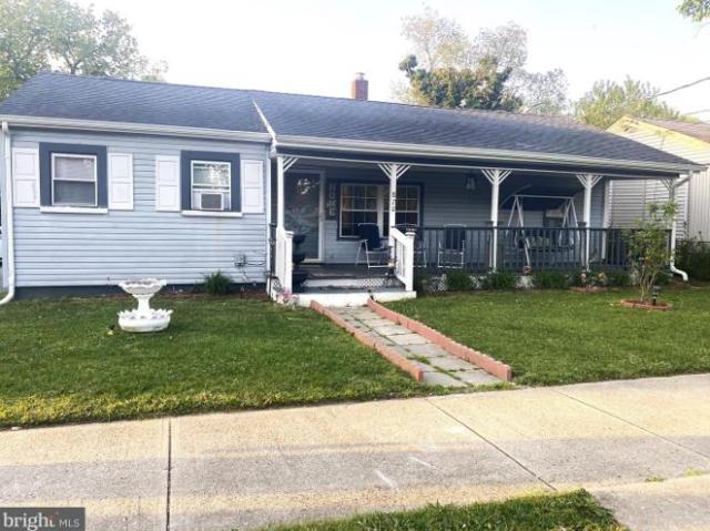 820 E Grape St, Vineland, NJ 08360