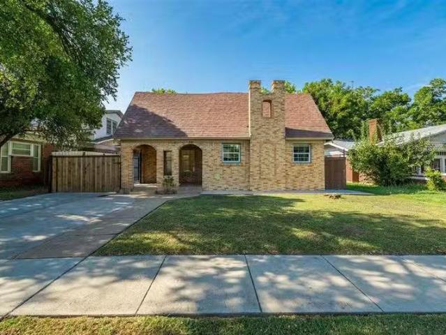 820 E Mulkey Street, Fort Worth, TX 76104 657472162