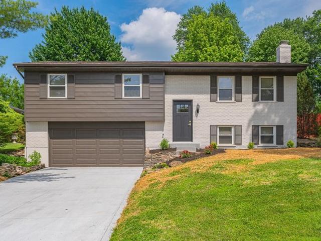 820 Eastland Dr, Villa Hills, KY 41017