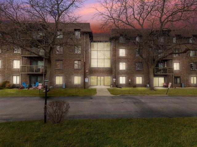 820 Elder Rd Unit C315, Homewood, IL 60430