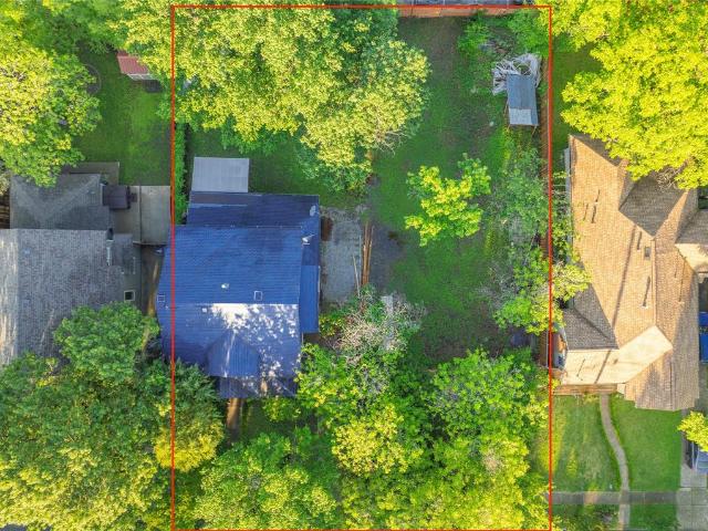820 Elsbeth St, Dallas, TX 75208 | MLS #21198 | Compass