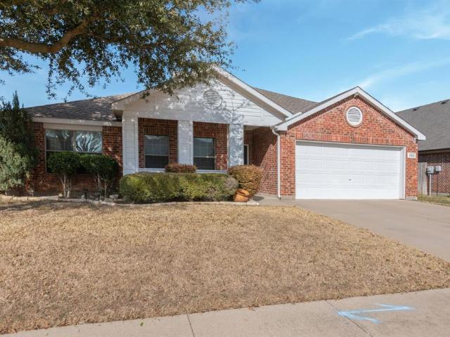 820 Forest Heights Dr, Fort Worth, TX 76036 | MLS #21247 | Compass