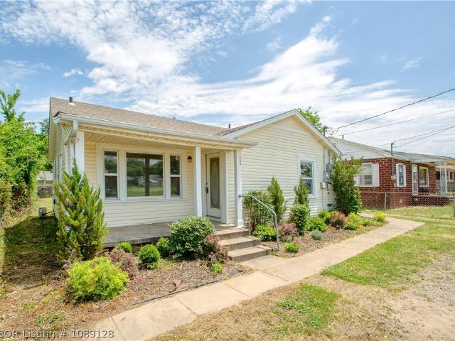 820 Fayetteville Road