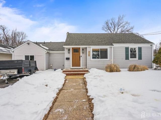 820 Front St, Dunellen, NJ 08812