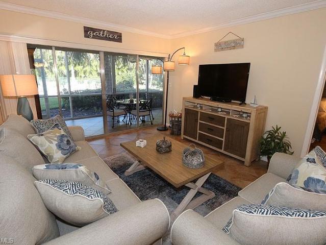 820 Ketch Dr, Unit 2, Naples, FL 34103 | MLS #226017