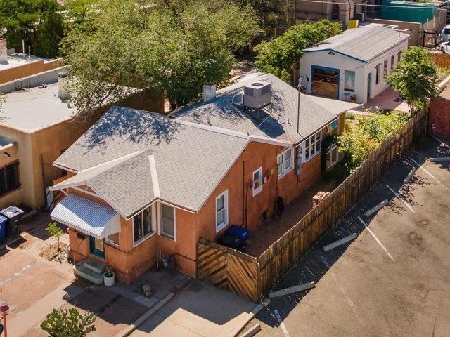 820 Kent Ave NW, Albuquerque, NM 87102