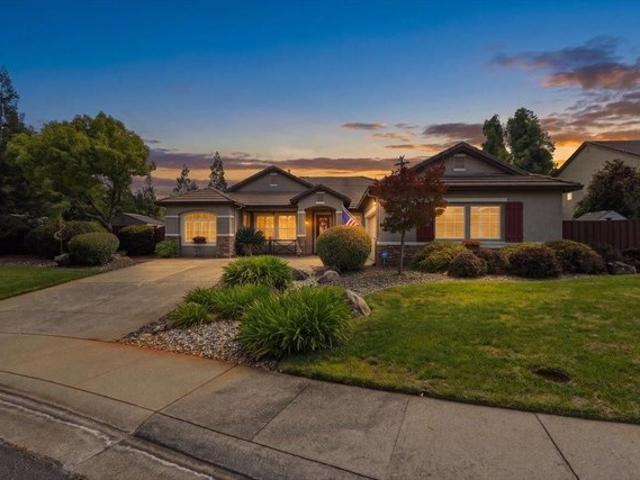 820 Kentfield Ct, Shingle Springs, CA 95682