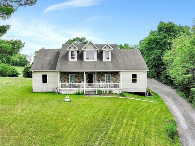 820 Heck Hill Rd, Lewisberry, PA 17339