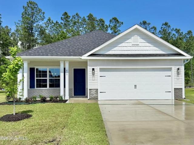 820 Hidden Bridge Dr, Jacksonville, NC 28546